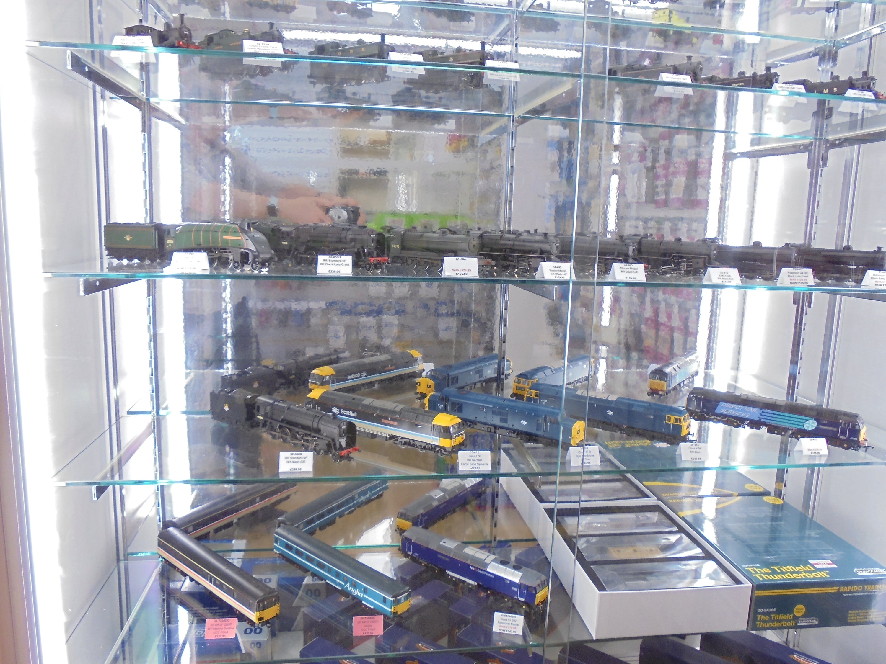 The Model Shop Portsmouth - Model railways, Diecast models, Scalextric ...