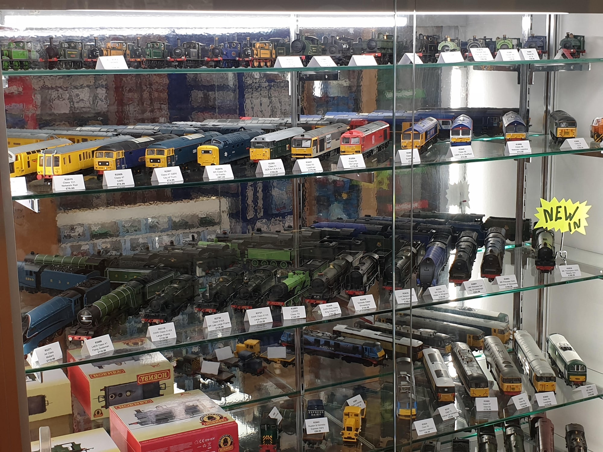 The Model Shop Portsmouth - Model railways, Diecast models, Scalextric ...
